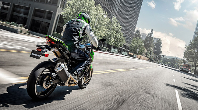 Kawasaki Z400 ABS 2025, Philippines Price, Specs & Promos | MotoDeal