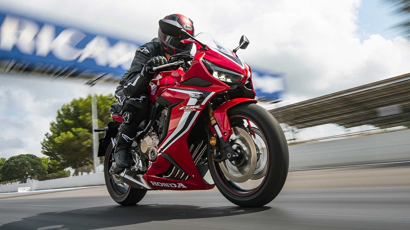 Honda CBR500R 2021, Philippines Price, Specs & Official Promos | MotoDeal