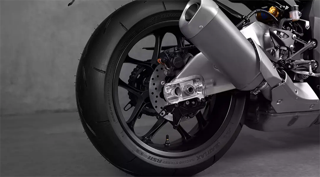 Yamaha YZF-R1M Standard 2025, Philippines Price, Specs & Promos | MotoDeal